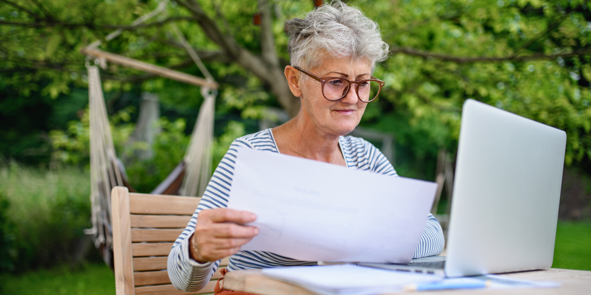 L'employeuse poursuivie est-elle redevable du salaire brut ? · lex4you